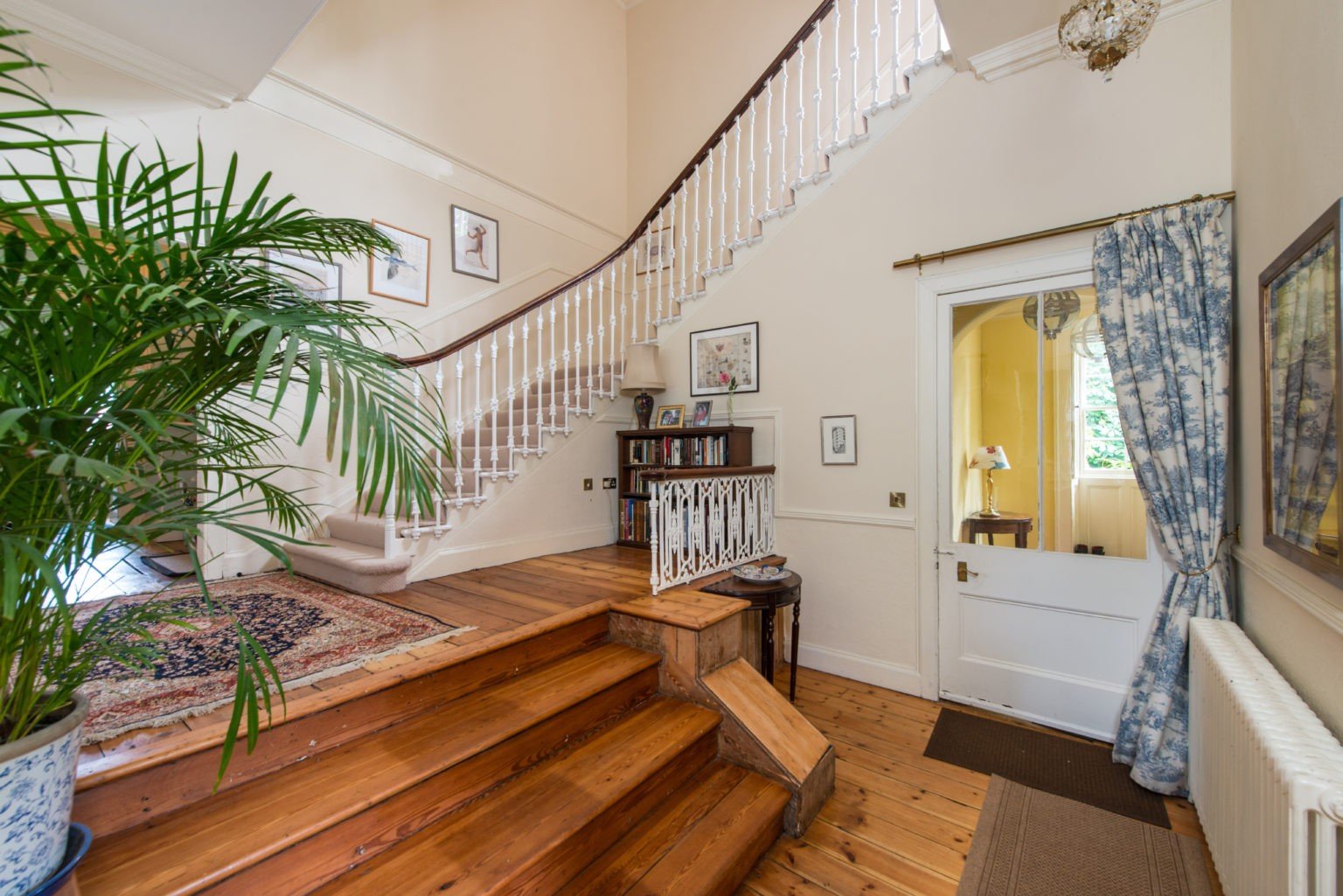 A Grand Tour: Elegant Edinburgh House - Edward Bulmer Natural Paint