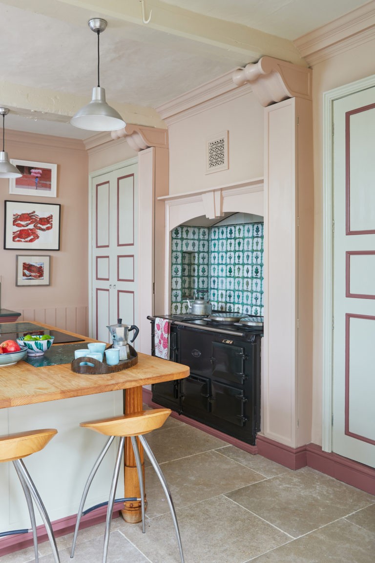 Kitchen colour inspiration for your walls - Edward Bulmer Natural Paint
